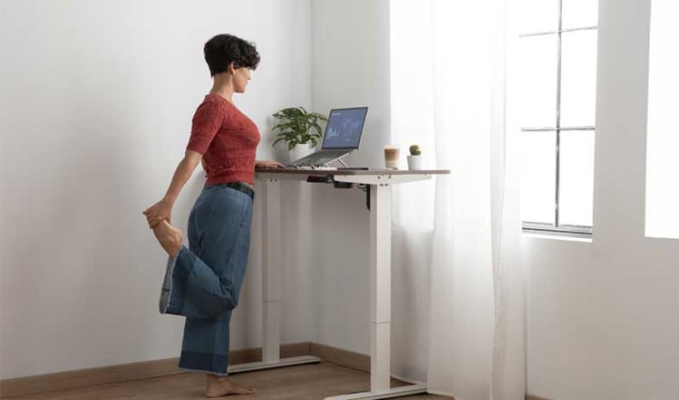 The Truth About Sit-Stand Desks: Why Movement Matters More