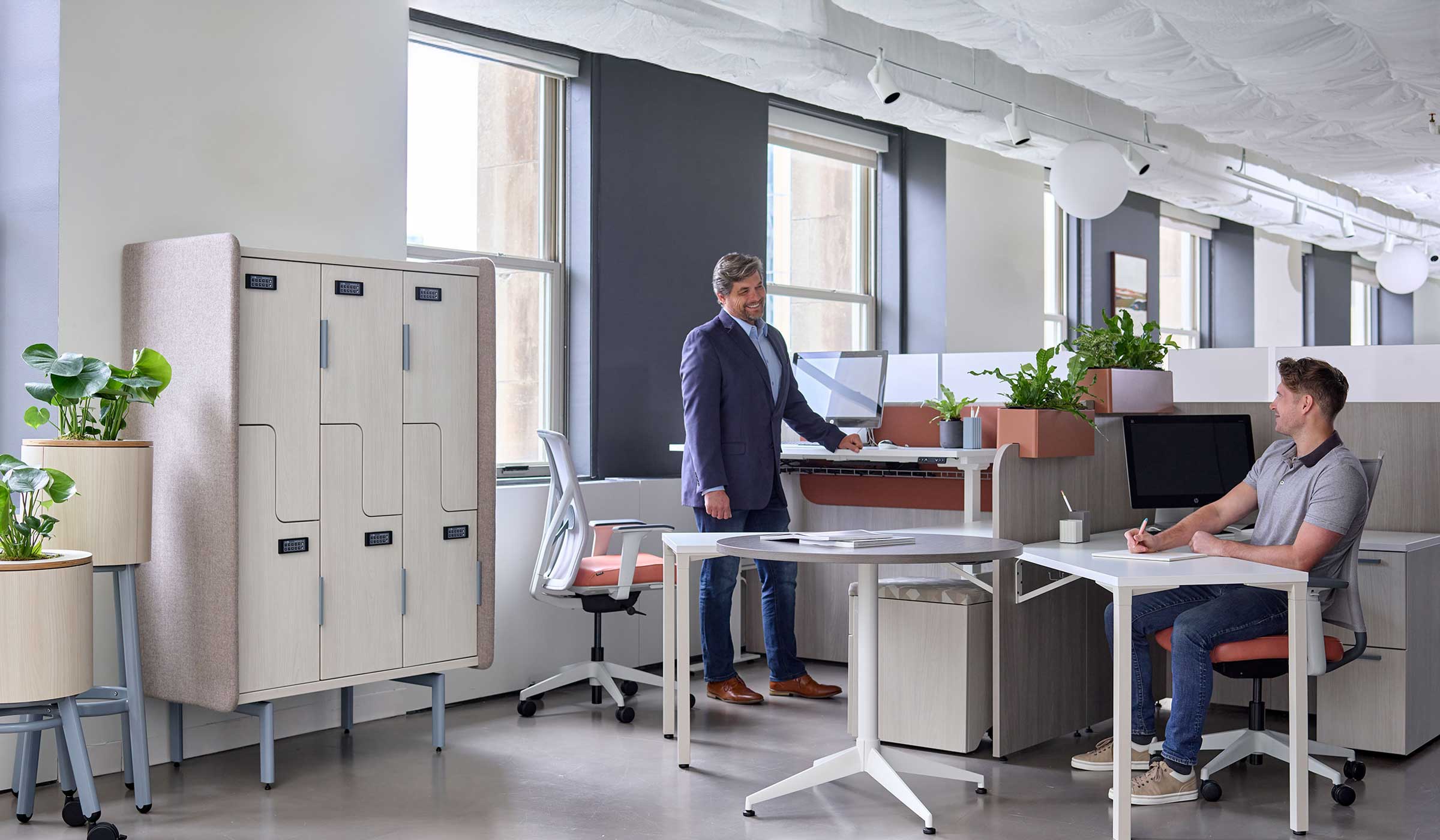 Why Your Team Should Prioritize Office Presence in a Hybrid Setup